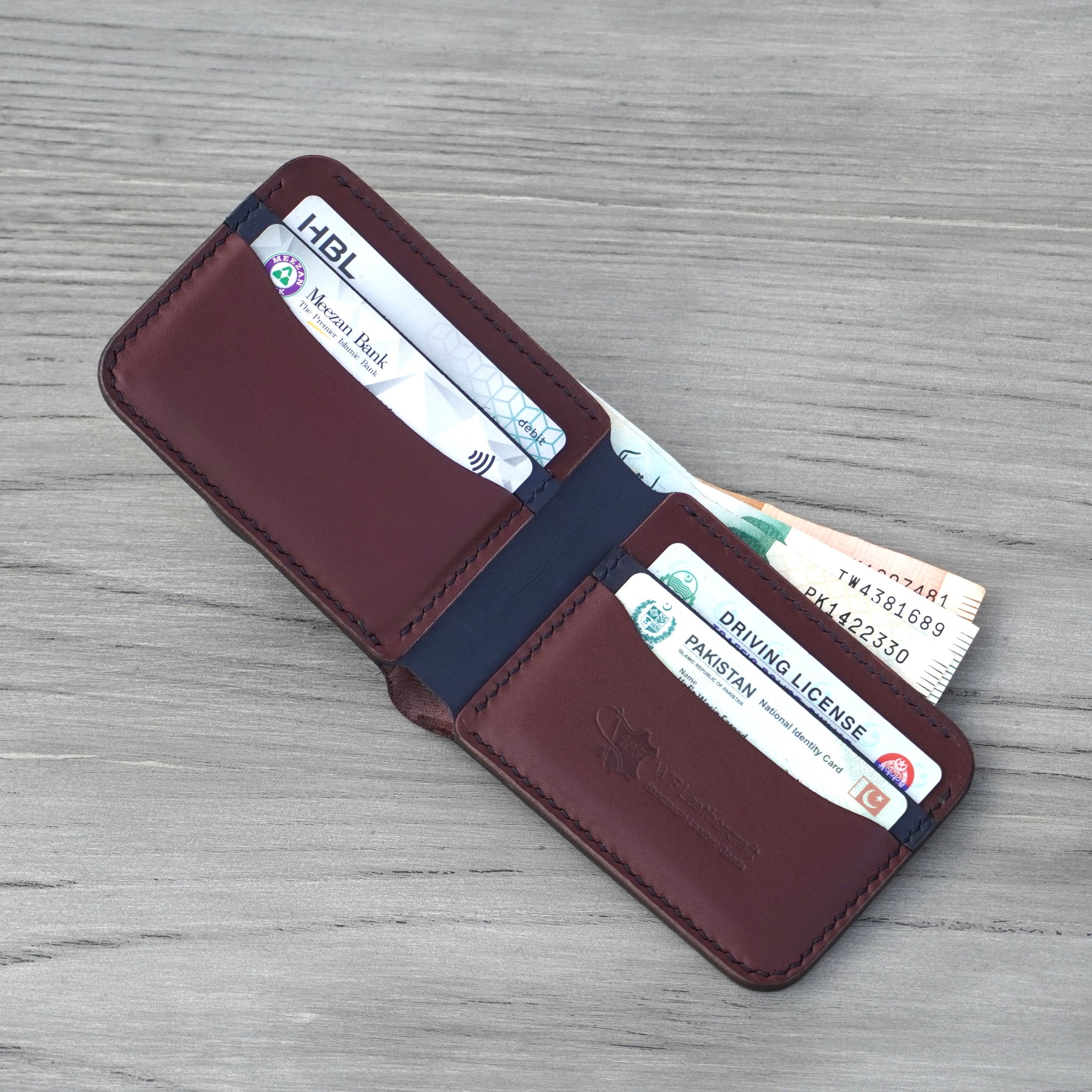 hand stitched wallet in pakistan