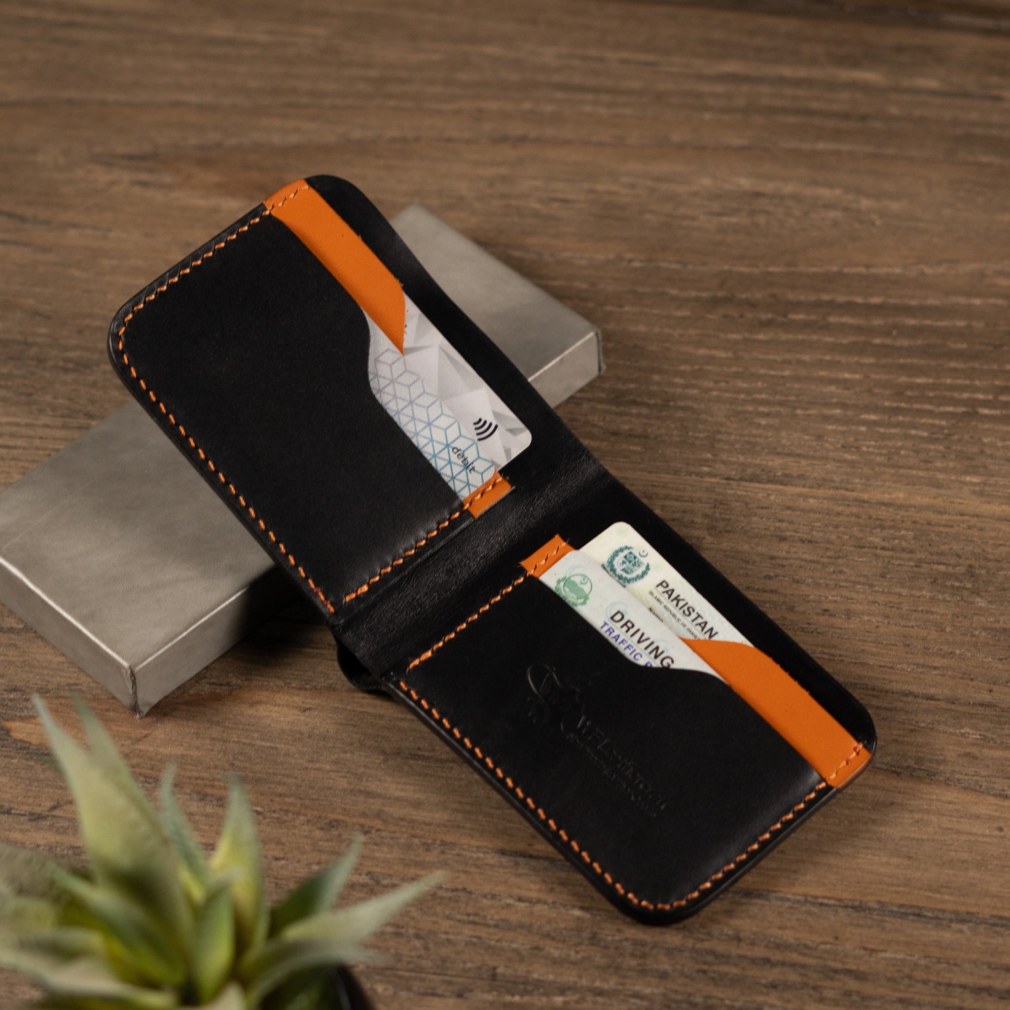 WF leathercraft 100% hand stitched leather wallets in Pakistan